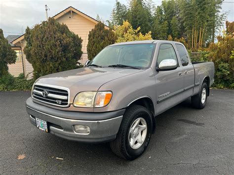 2000 Toyota Tundra V8 — Jeremys Auto Sales