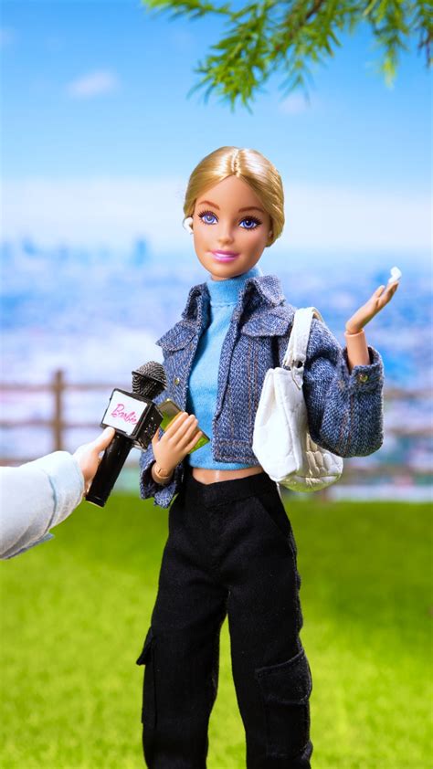 What Are Barbie And Friends Listening To Song Barbie Didnt Get The