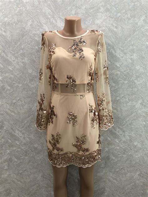 Сукня з паєтками на сітці — ціна 445 грн у каталозі Короткі сукні