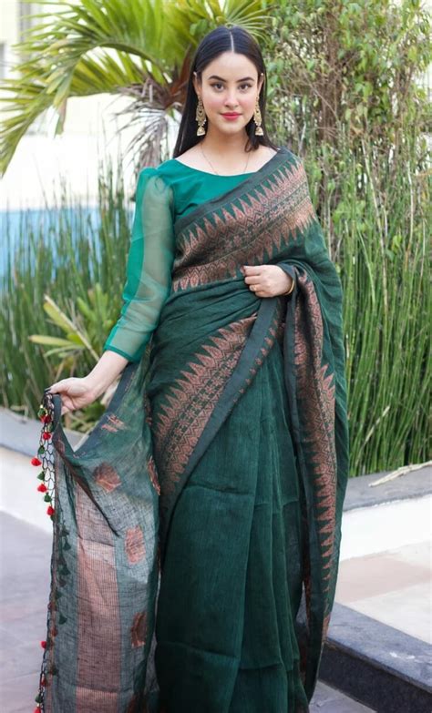 Elegant Teal Green Copper Handwoven Linen Saree With Lotus Design Pallu