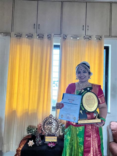 mathangi shankar on linkedin dance performanceaward bharatanatyam