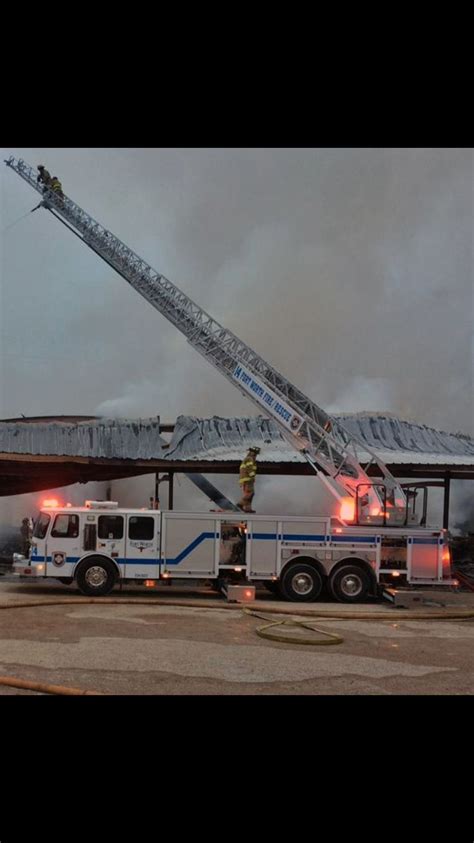 Best 13 Ladder 14 Fort Worth Fire Department Putting Out A Large Lumber