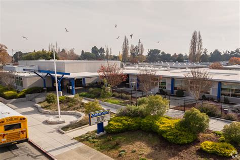 Lakewood Elementary School In Sunnyvale Ca