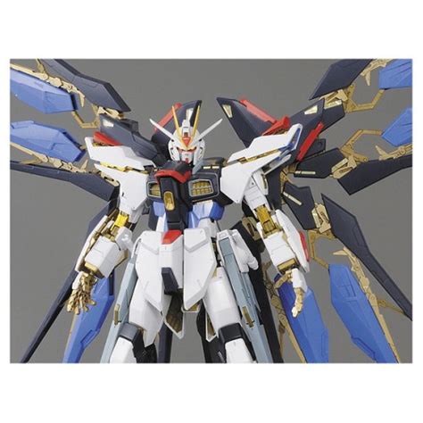 160 Perfect Grade Strike Freedom Gundam