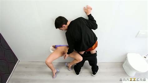 Gloryholes Gone Wild With Sofia Lee Josephine Jackson And Jordi Eporner