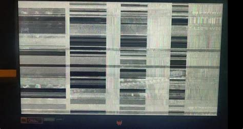 screen glitches and artifacts after updating intel xe graphics driver