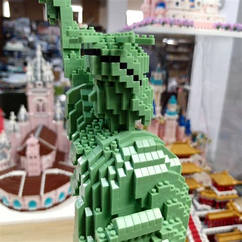 Estatua De La Libertad Bricktopia