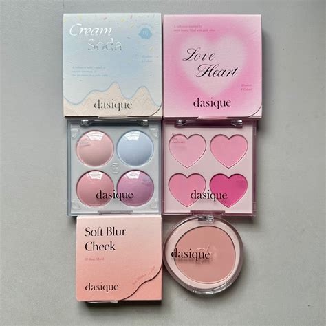 3 Items Dasique Blush Palette Heart Blush Soft Blue Cheek Blush