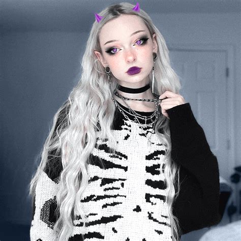 Alternative Girl Hair