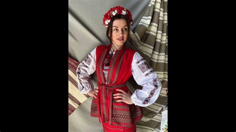 Українські національні костюми від УкрЯрмарки Youtube