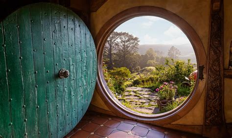 На Airbnb выставили домик хоббитов из «Властелина колец за 6