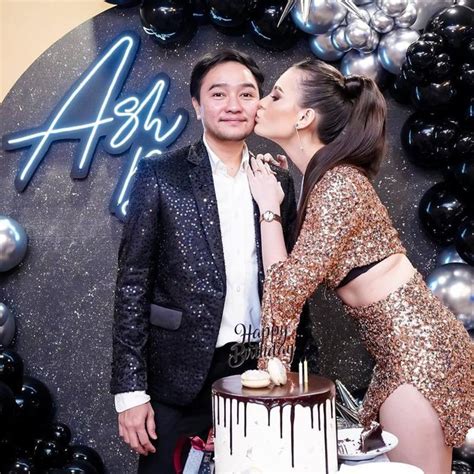 Critics Of Lesbian Abashs Photos With Ex Lucinta Luna Celebrating