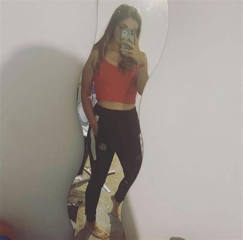 Mirror Selfie Iutr R Irlgirls