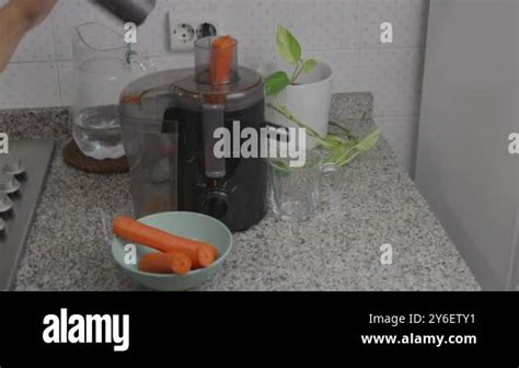 Fruit Extractor Stock Videos And Footage Hd And 4k Video Clips Alamy