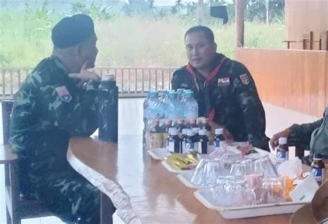 Knla ဒုစစ်ဦးစီးချုပ်၏ တပ်မဟာ ၄ ခရီးစဉ်အတွင်း Ktla တပ်ဖွဲ့ဝင်များနှင့် တ