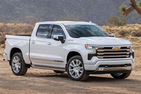 With 4 Engine Options For The 2023 Chevy Silverado Whats The Best