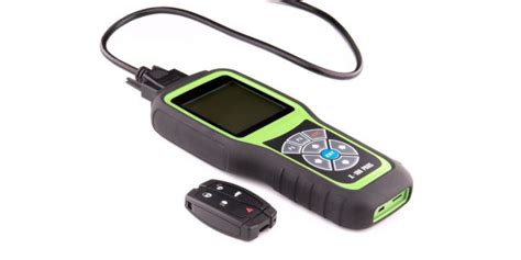 Key Fob Replacement DIY Vs Professional Key Fob Programming