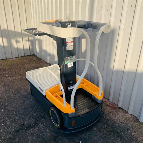Crown Wav60 118 Used Electric Forklift Order Picker 4410