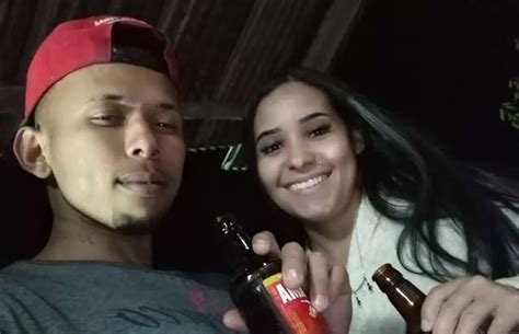 Мъж и жена загинаха докато правят секс в колата си