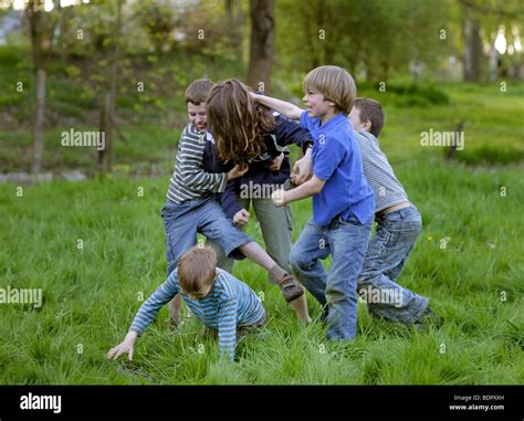 Bruder Symbol Cut Out Stock Images And Pictures Alamy