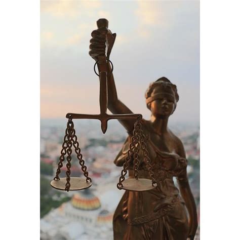 Руският закон за чуждестранните агенти нарушава Европейската конвенция за правата на човека