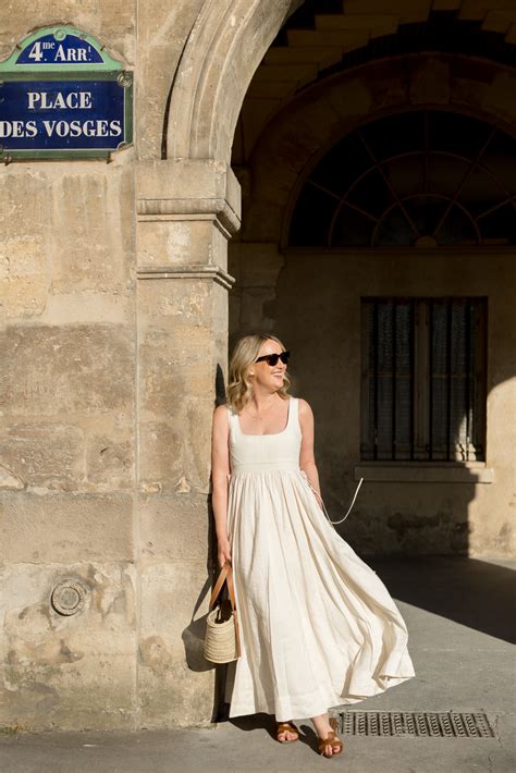 Dress Like A Parisian In Summer Dresses Images 2025