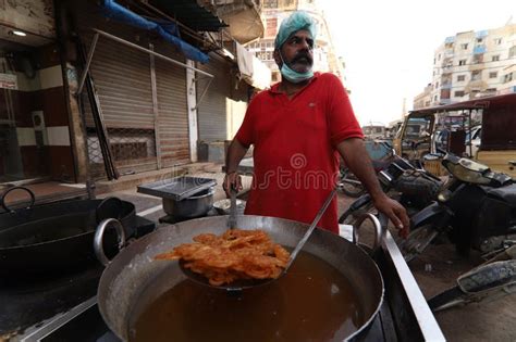 Eateries Of Burns Road Street Food Karachi Pakistan Editorial Stock Image Image Of Breakfast