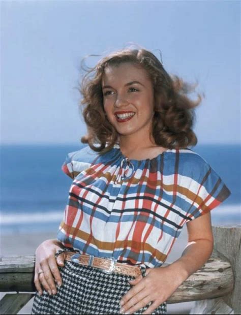 Norma Jeane Mortenson Poses For A Portrait In 1946 In Los Angeles