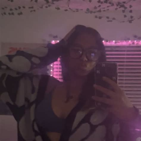 Linajayyy On Threads