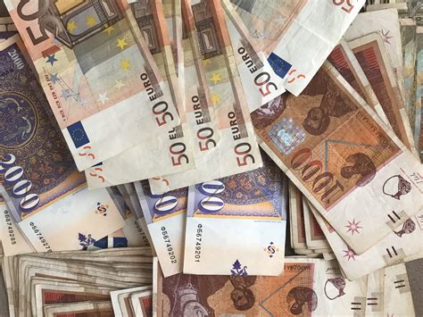 ДВОЈНА ИЗМАМА ВНИМАВАЈТЕ НА ОВА Прво дала пари и била измамена па и се јавил охриѓанец кој се