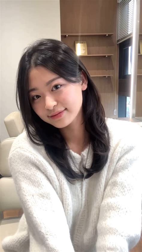 수원미용실 광교미용실 아이디헤어 지수 허쉬펌 허그펌 레이어드컷 깔끔하게 볼륨 채워주는 레이어드c컬펌 🖤 밋밋한 긴 머리에 포인트 층과 풀뱅 조합 🤍 그냥 툴툴