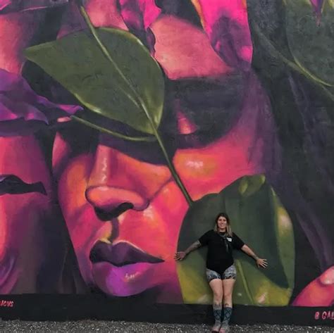 Nicole Holderbaum Monochronicle