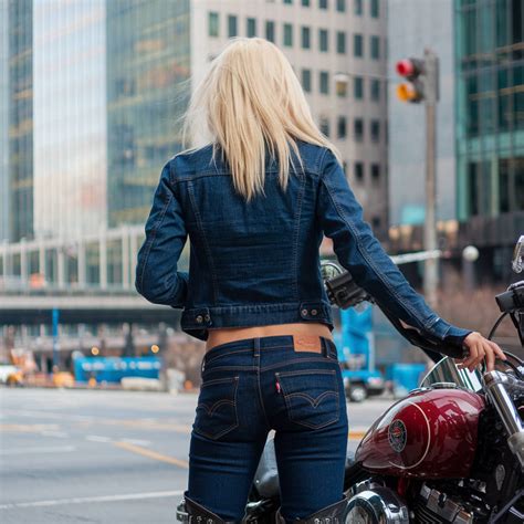 A Hot Blonde Biker Chick In The Big City By Bikemanrick On Deviantart