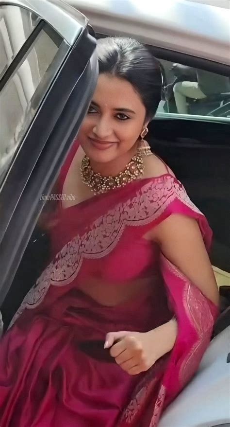 Pin By Yathish On Priyanka Arul Mohan Naturally Beautiful Women Beautiful Indian Actress