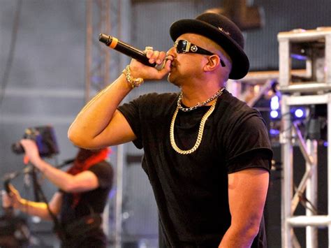 Sean Paul Runs Out Of Interview As Earthquake Strikes In Jamaica