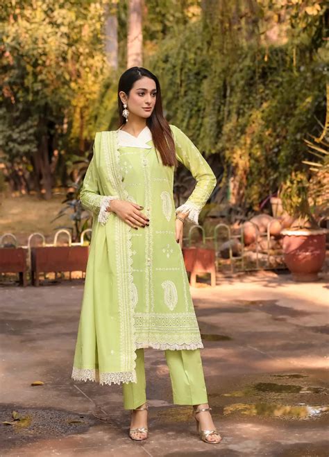 Lamorado Embroidered Lawn Suits Unstitched 3 Piece Lmd25uc Lwsu 25ck301