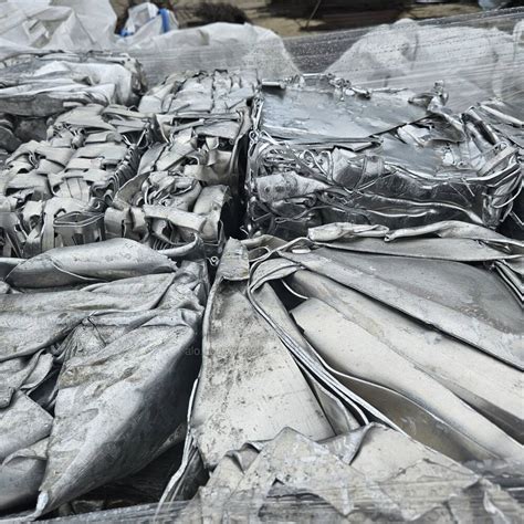 изкупуване на скрап метали вторични суровини плащаме веднага Купува Варна ”КОРЕКТ