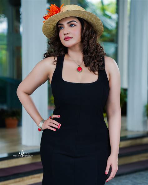 Honey Rose Photos Pictures Wallpapers And Latest Images 2023