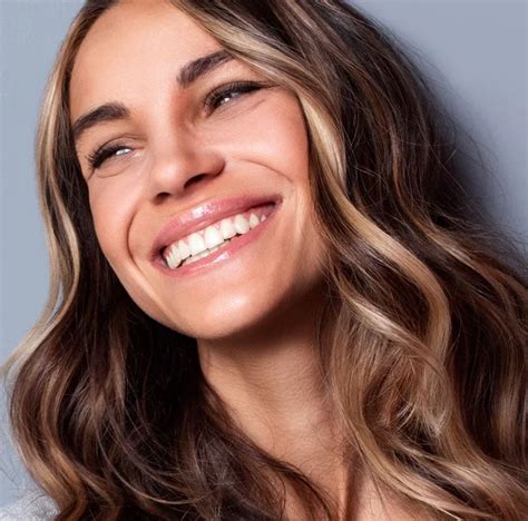 Internal Bleaching Los Angeles Ca Beverly Hills Ca And Hollywood Ca