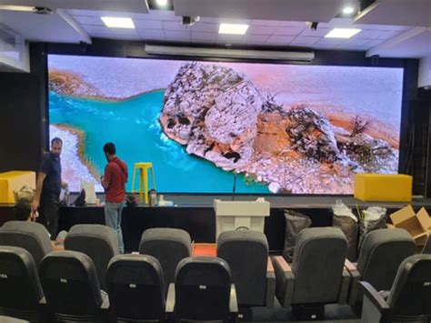 Differences Between Led And Lcd Displays Led Display Led Video Wall Led Screen Supplier User