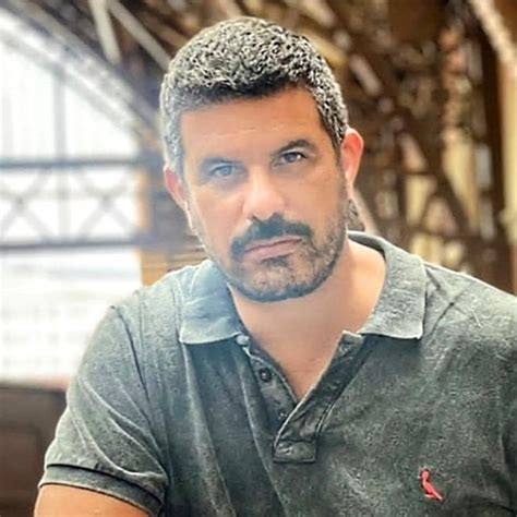 Flávio Moraes Instagram Facebook Linktree