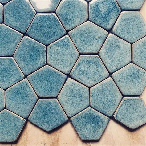 Patrons 12 Sqft Order With Penrose Tiling Pattern