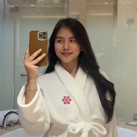 Kim Aubrey Lsc • Threads Say More