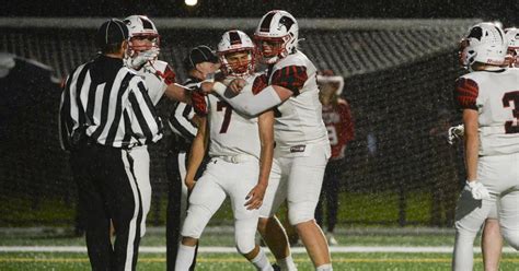 In Rainy Crosstown Matchup Bozeman Fends Off Gallatin To Get To 5 0