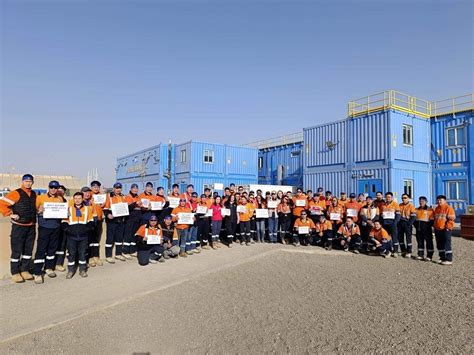 Mygaaaa Mygaaaa On Twitter Нэг мөсөн бүх туслан гүйцэтгэгч компанийн ажилчид хөдлөөд