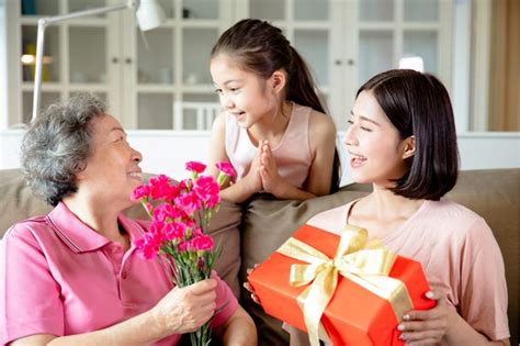 Ngày Lễ Của Mẹ Năm 2025 Là Ngày Nào Nguồn Gốc Và ý Nghĩa