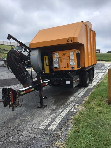 2006 Odb Self Contained Leaf Loader Trailer Online Government Auctions Of Government Surplus