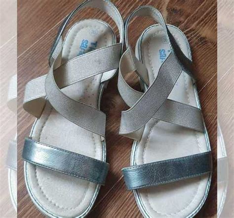 Сандалии для девочки 36 размер Москва Личные вещи Festima Ru мониторинг объявлений