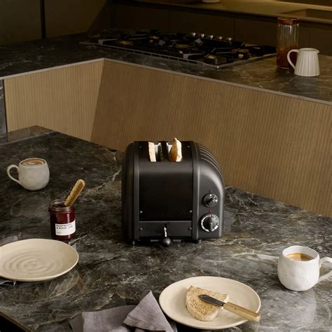 Dualit Classic Two Slice Toaster Sur La Table