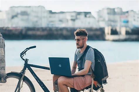 Premium Ai Image A Day In The Life Of A Man Who Works As An Online